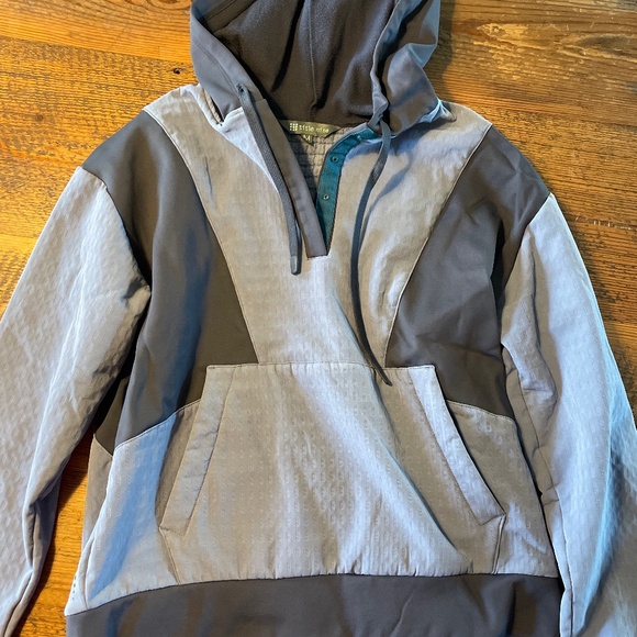 Title nine | Tops | Title 9 Sweatshirt | Poshmark